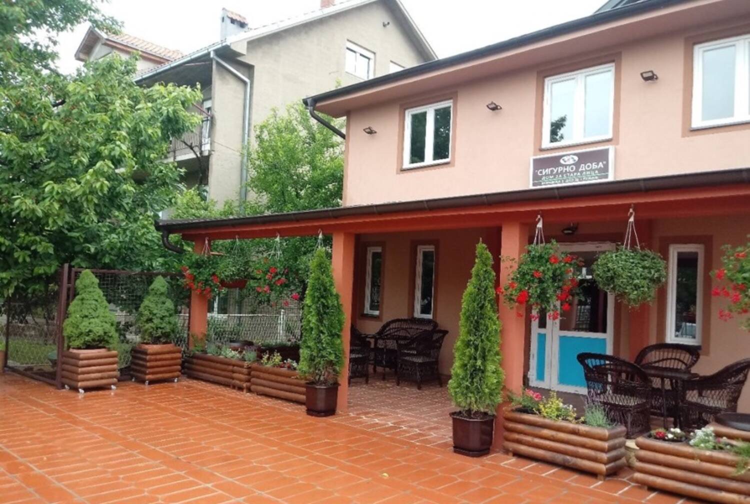 Kuca, Beograd, Rušanj, prodaja, 400m2, 1e, id848031 - Oglasi SveNekretnine